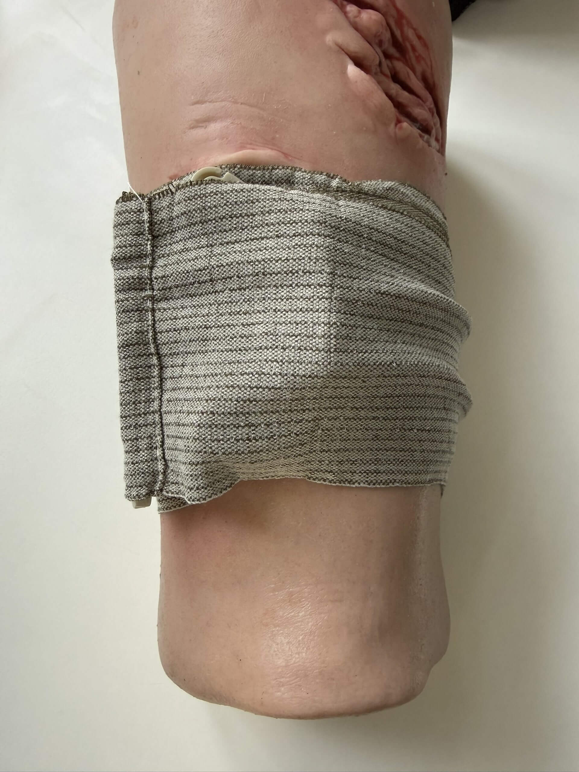 Emergency Bandage 3 - DocCheck