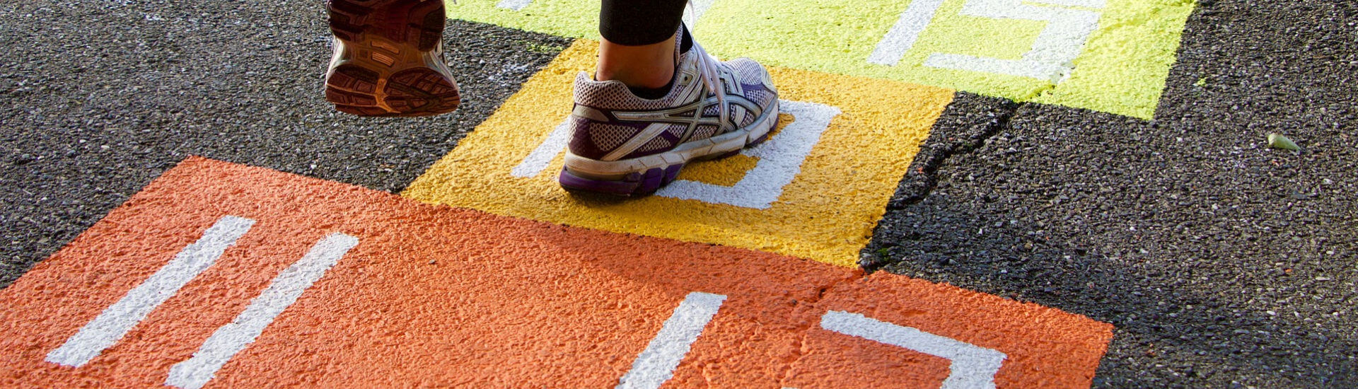 Lispeln und Einbeinhüpfen - DocCheck